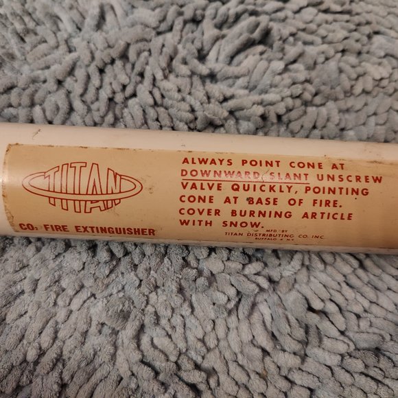 Titan | Other | Vintage Titan Co2 Fire Extinguisher Buffalo Ny 3 Long ...